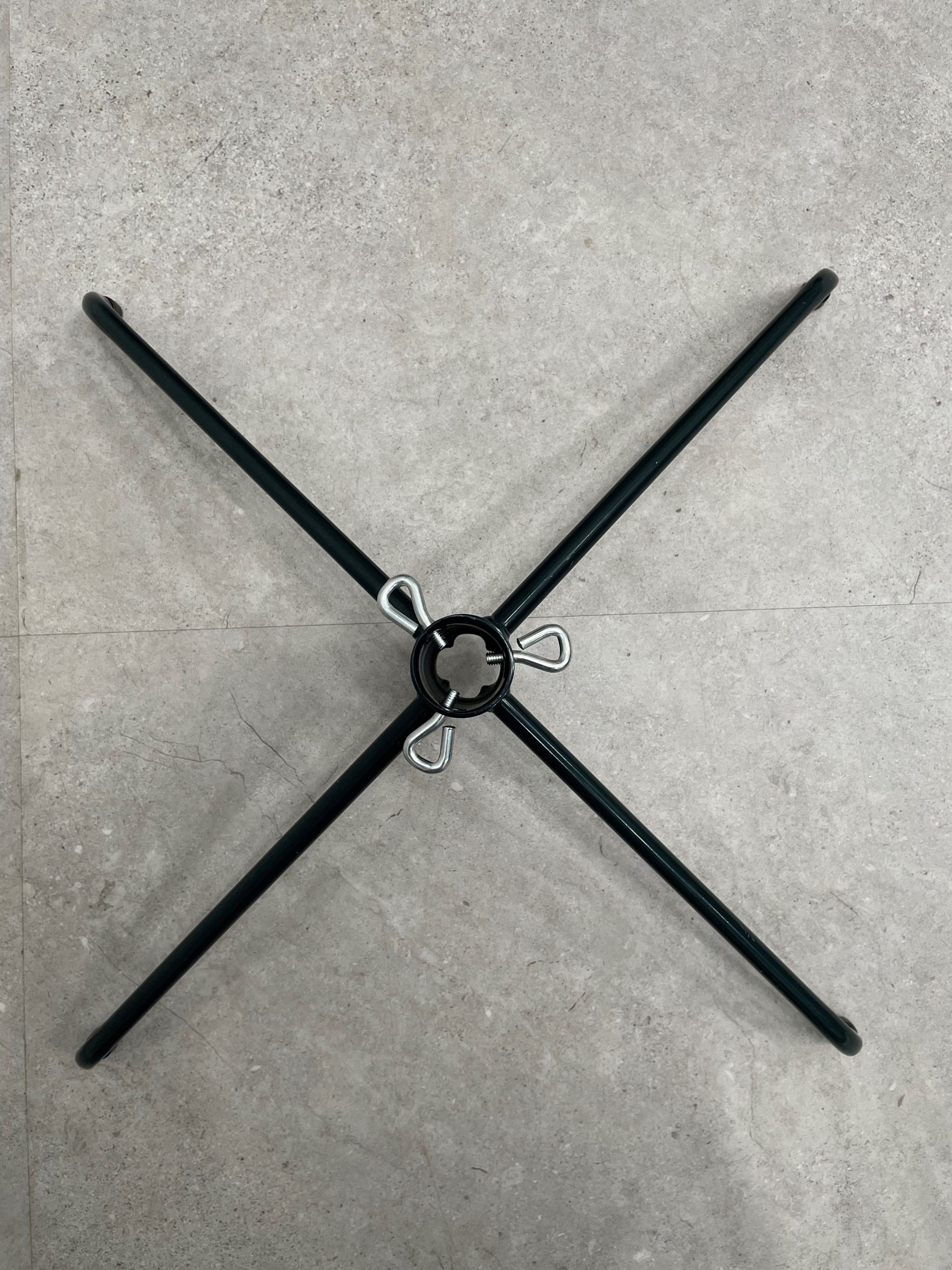 6ft Artificial Christmas Tree Stand - The Christmas Tree Company